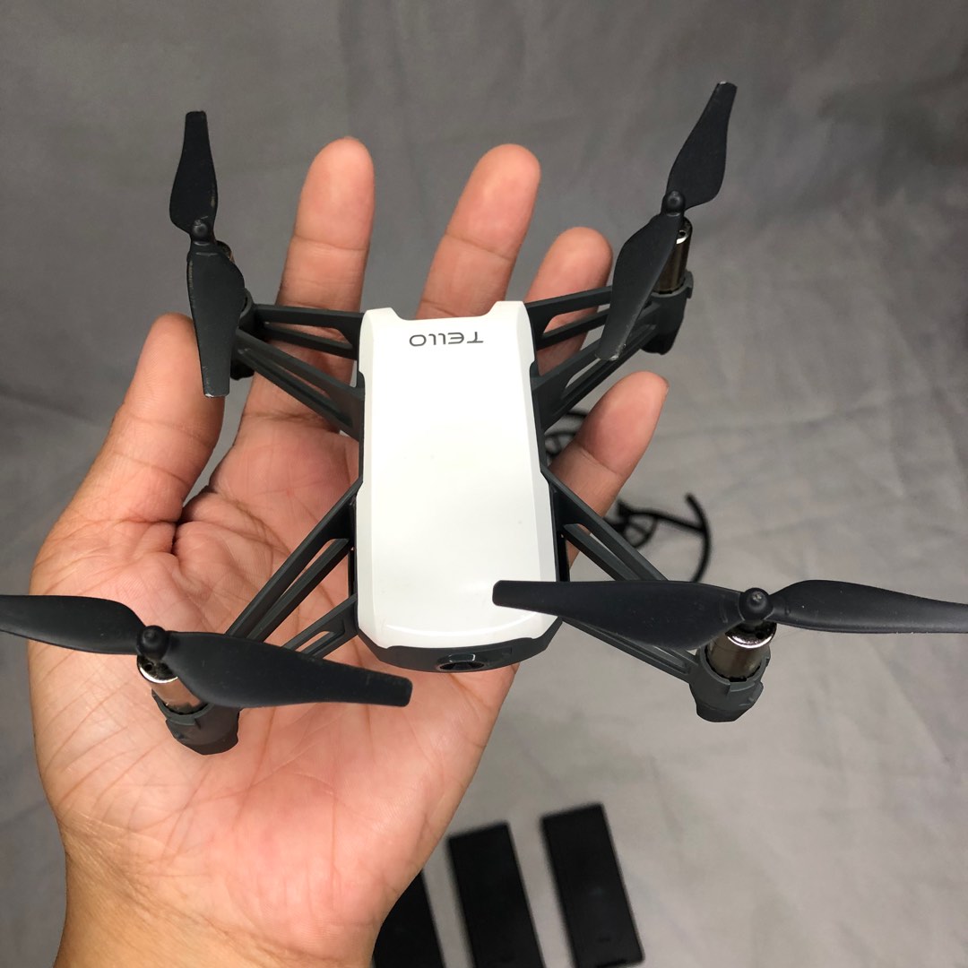 Dji tello drone, Photography, Drones on Carousell