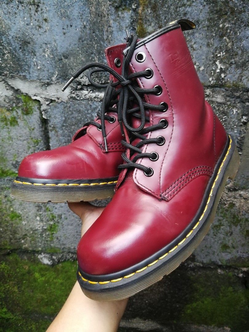 Dr.Martens 1460 cherry red, Men's Fashion, Footwear, Boots on Carousell