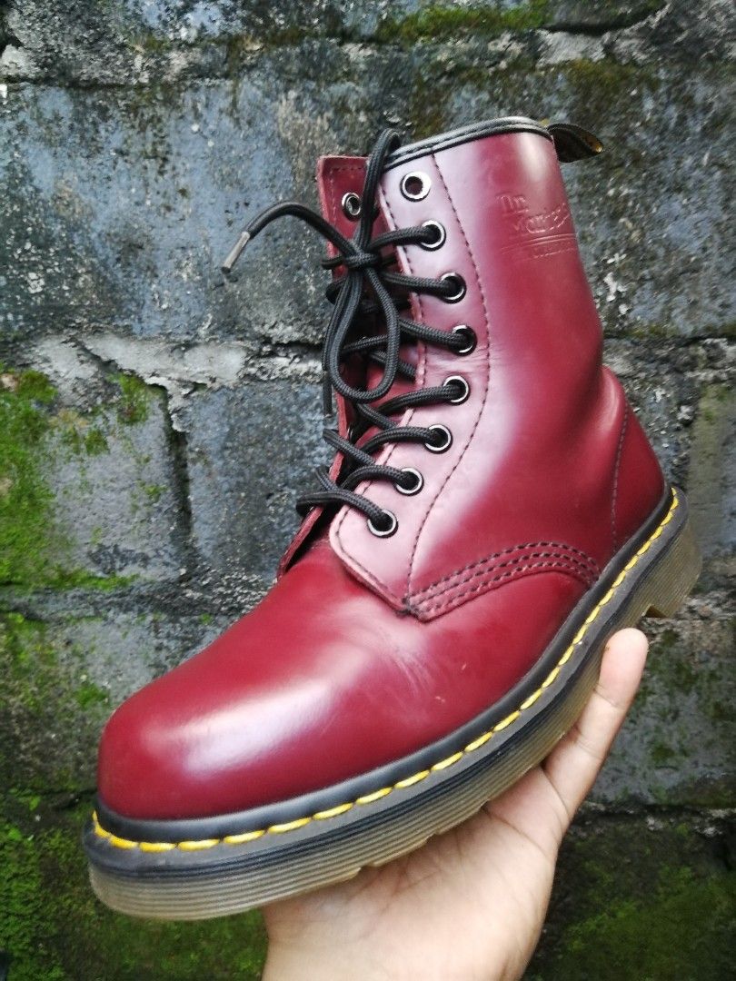 Dr.Martens 1460 cherry red, Men's Fashion, Footwear, Boots on Carousell