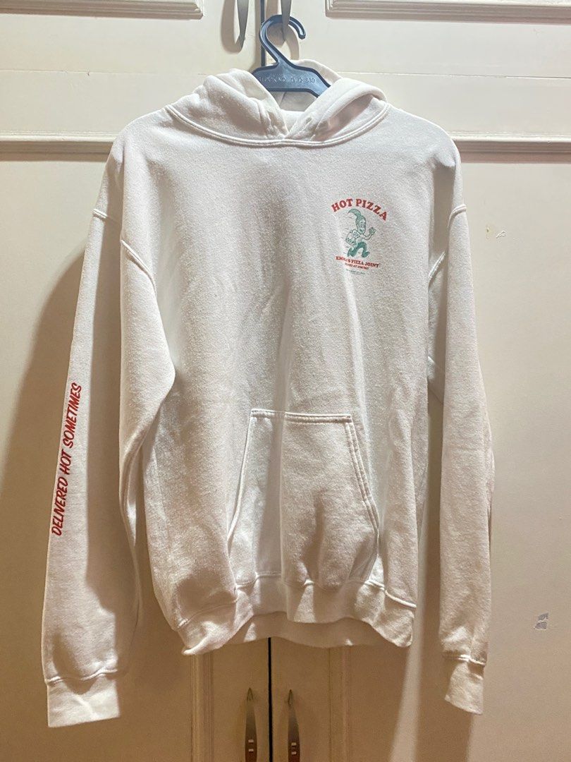 Emma Chamberlain Merch, Women's Fashion, Coats, Jackets and Outerwear ...