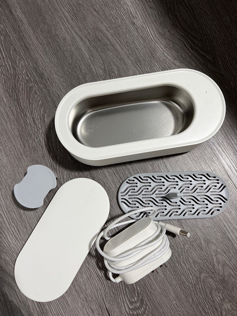 EraClean Portable Cleaning Device, Furniture & Home Living, Cleaning ...