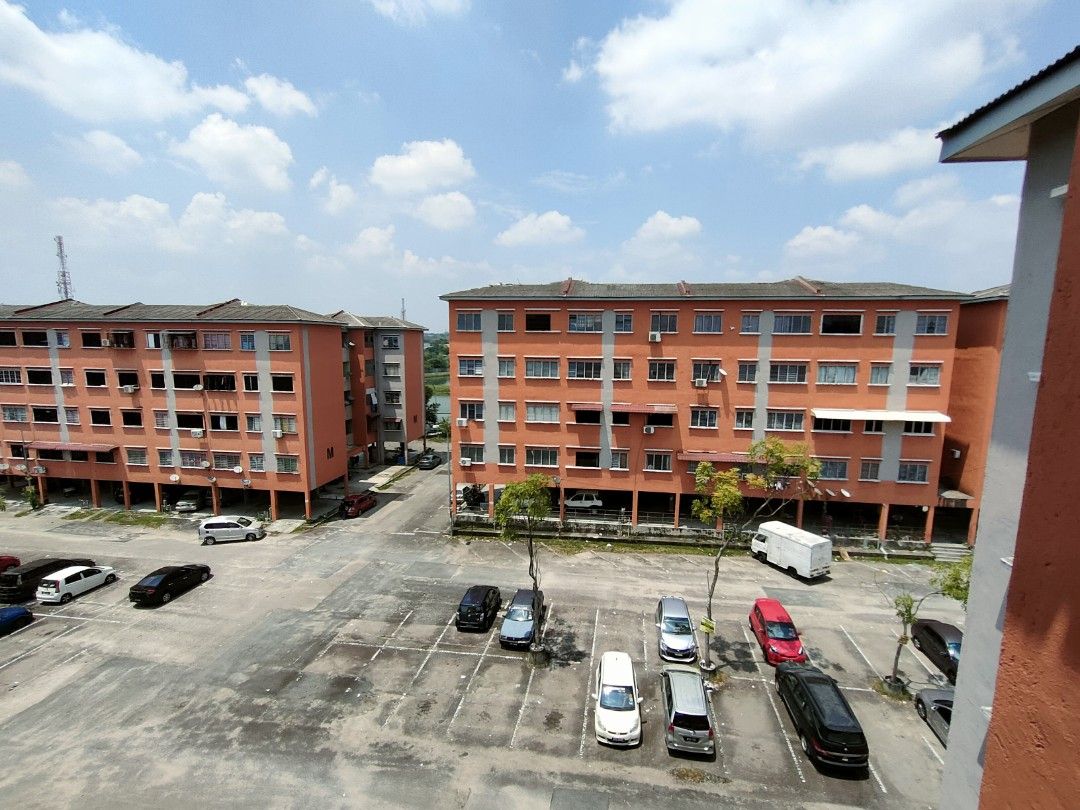 Flat Pulai Utama (Taman Universiti), Property, Rentals on Carousell Flat Pulai Utama (Taman Universiti), Property, Rentals on Carousell