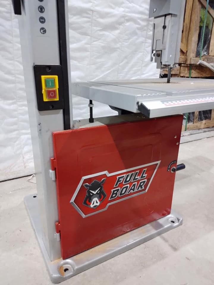 Full Boar Bandsaw 750w, Commercial & Industrial, Construction Tools ...
