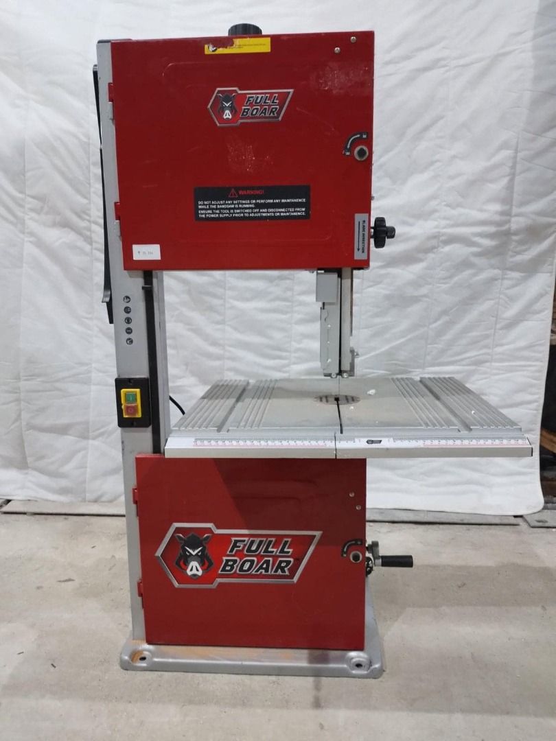 Full Boar Bandsaw 750w, Commercial & Industrial, Construction Tools ...