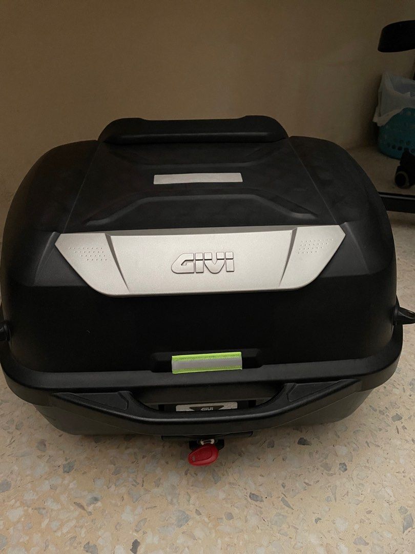 Givi E43 Motorcycle box, Motorcycles, Motorcycle Accessories on Carousell