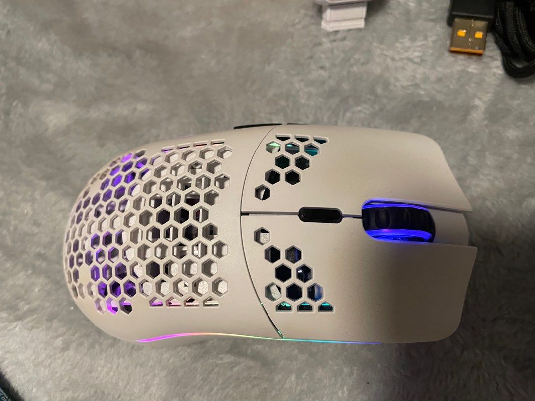 Glorious Model O Wireless With box and charger, Computers & Tech, Parts ...