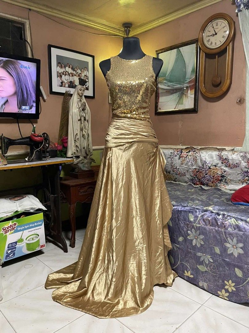 Gold Long Gown With Slit, Women's Fashion, Dresses & Sets, Evening ...