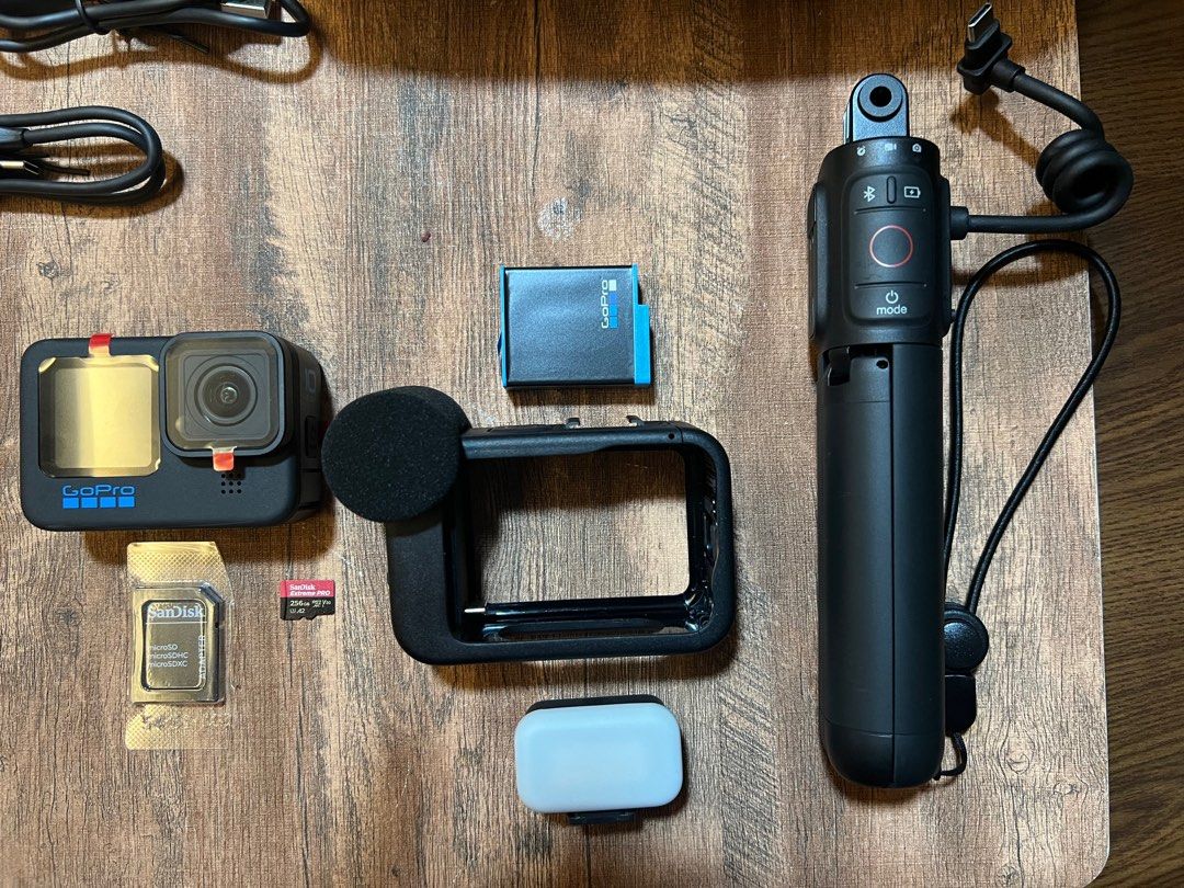 GoPro Hero 10 Black SET, Photography, Cameras on Carousell
