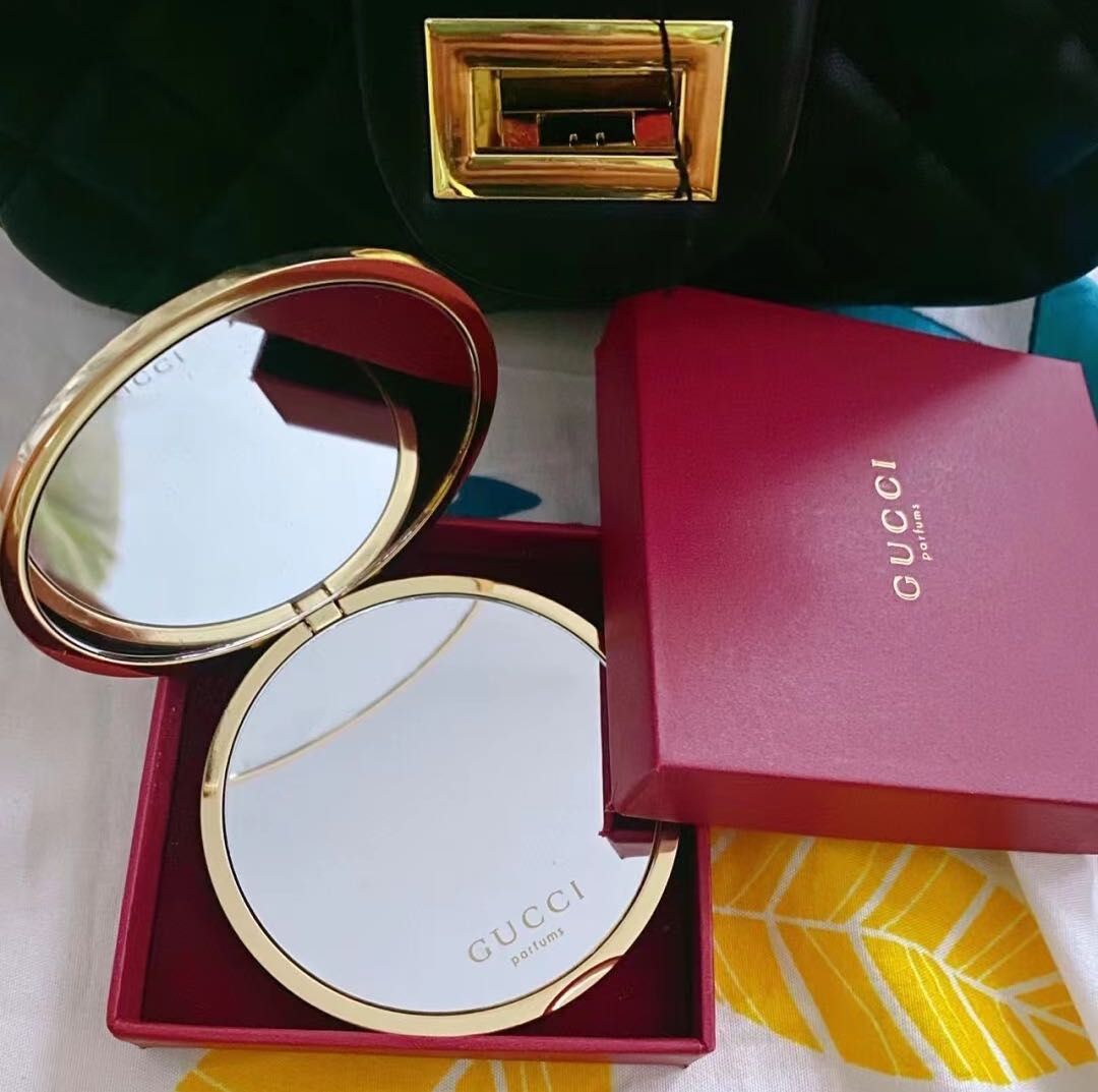 Gucci mirror, Women's Fashion, Watches & Accessories, Other Accessories on Carousell