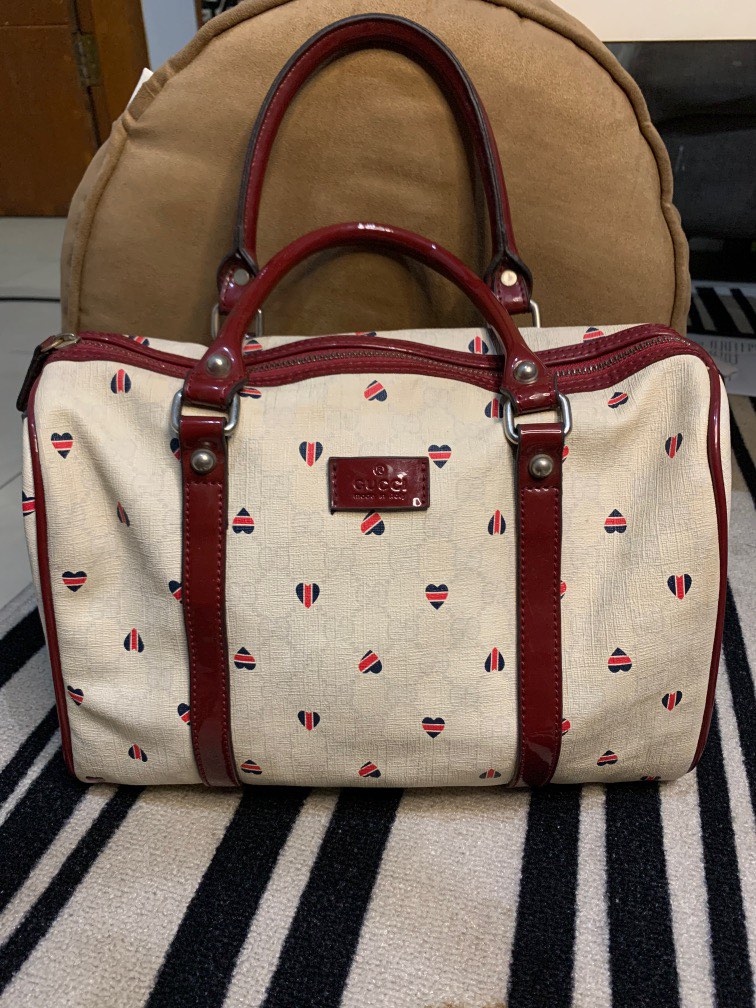Gucci supreme heart vintage, Barang Mewah, Tas & Dompet di Carousell