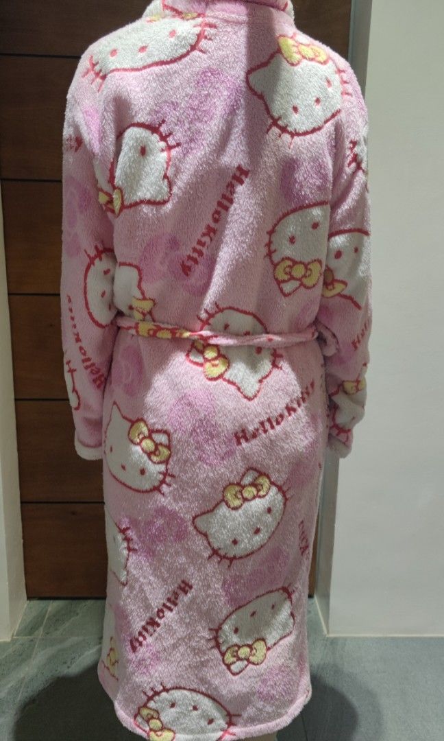 Hello Kitty Pink Sanrio Robe, Women's Fashion, Coats, Jackets and ...