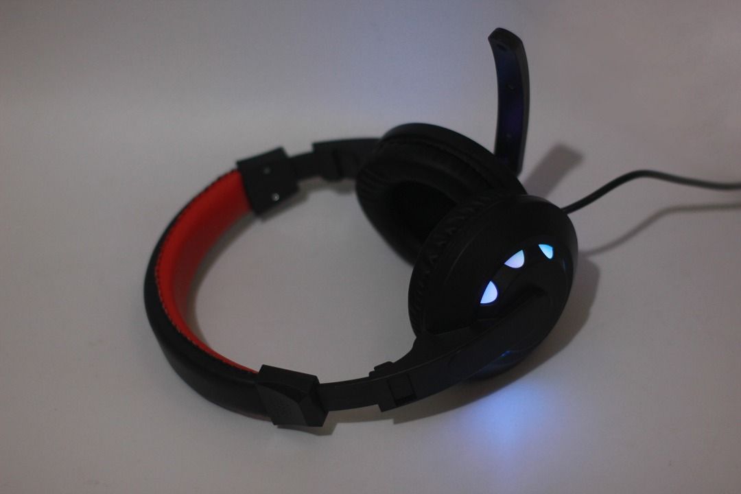 INPLAY S300 GAMING HEADSET RGB with MICROPHONE and SOFT EAR MUFF, 1.5 ...