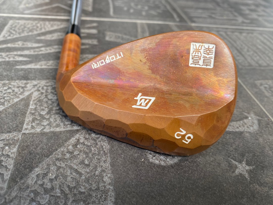 Itobori 52* wedge, Sports Equipment, Sports & Games, Golf on Carousell