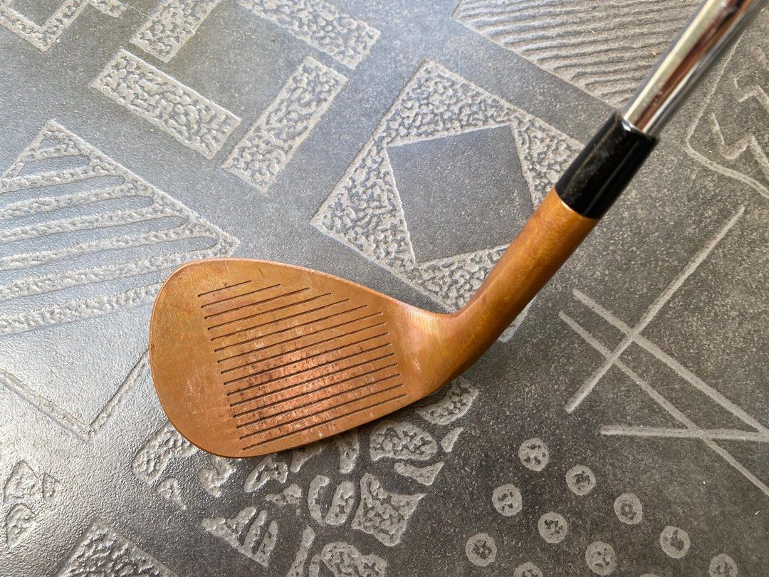 Itobori 52* wedge, Sports Equipment, Sports & Games, Golf on Carousell