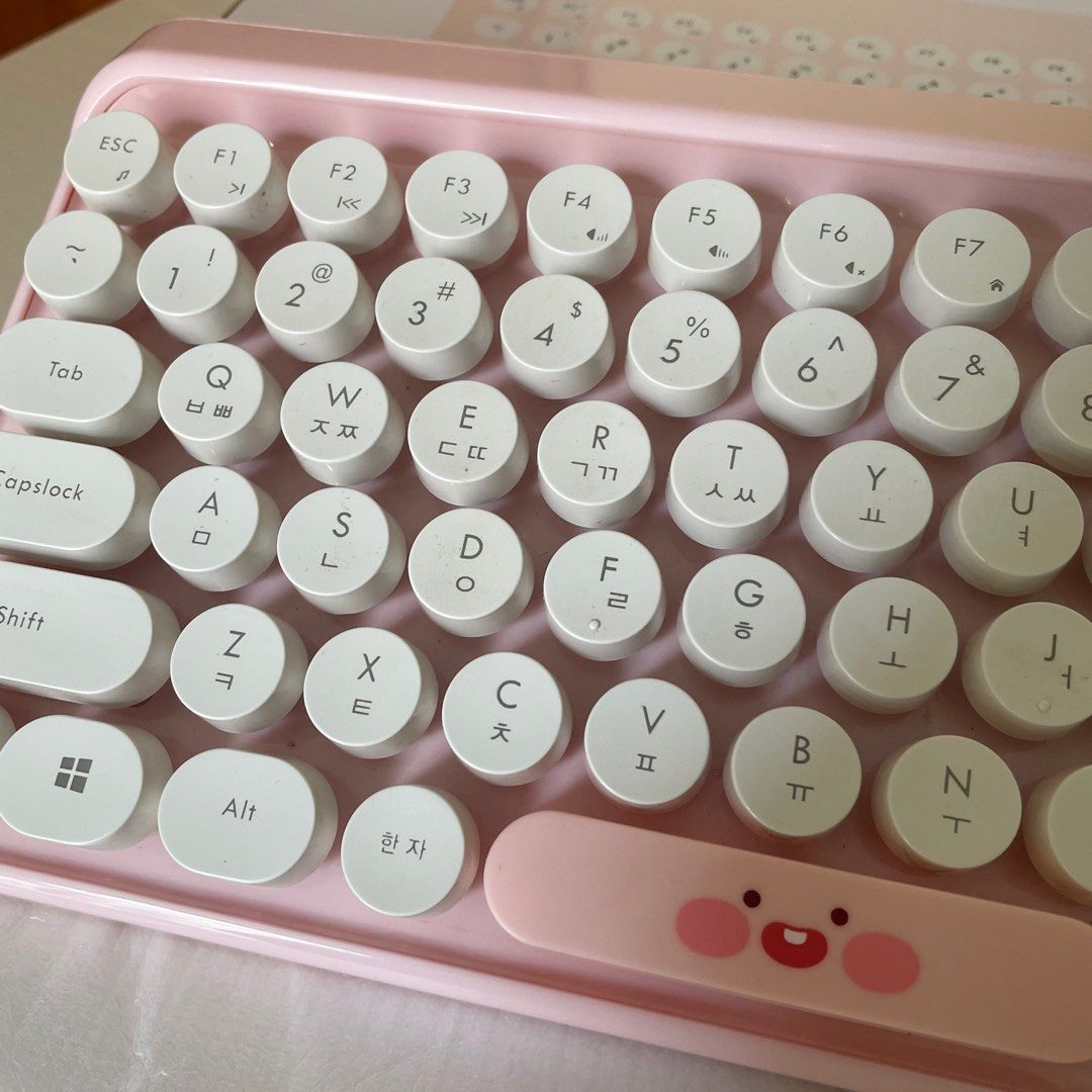 Kakao Friends 無線鍵盤 Keyboard, 電腦＆科技, 電腦周邊及配件, 電腦鍵盤及相關產品 - Carousell