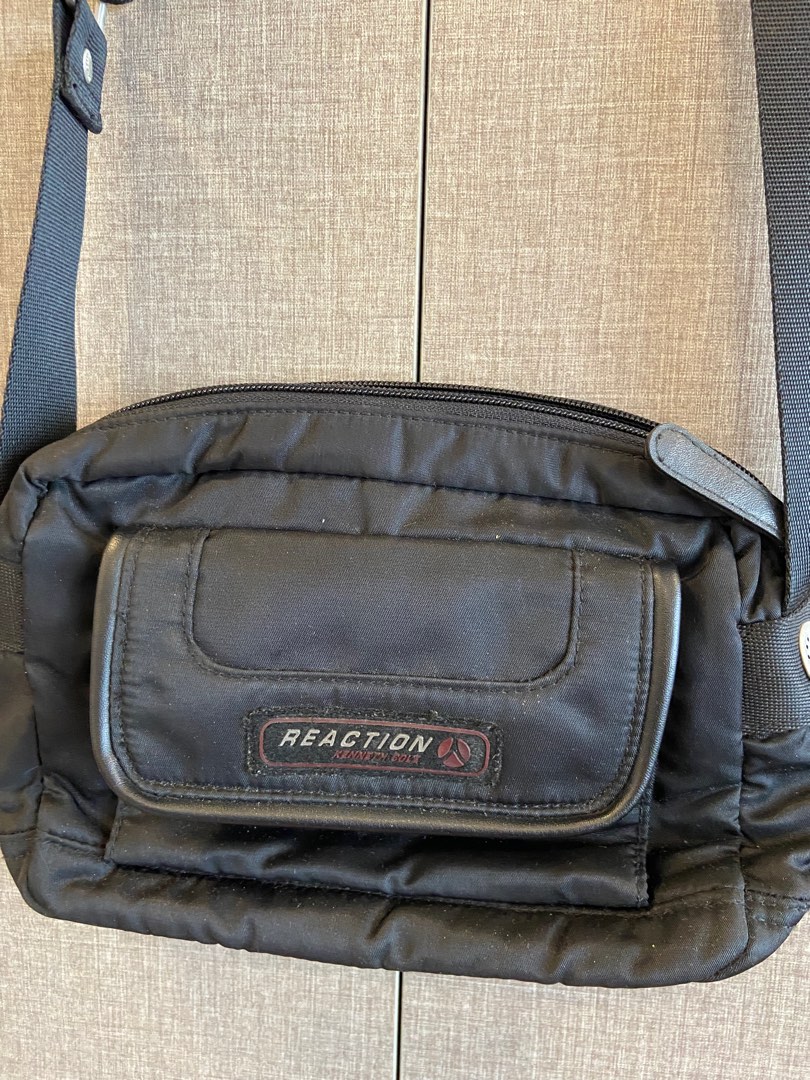 Kenneth Cole Reaction nylon bodybag, Women's Fashion, Bags & Wallets ...