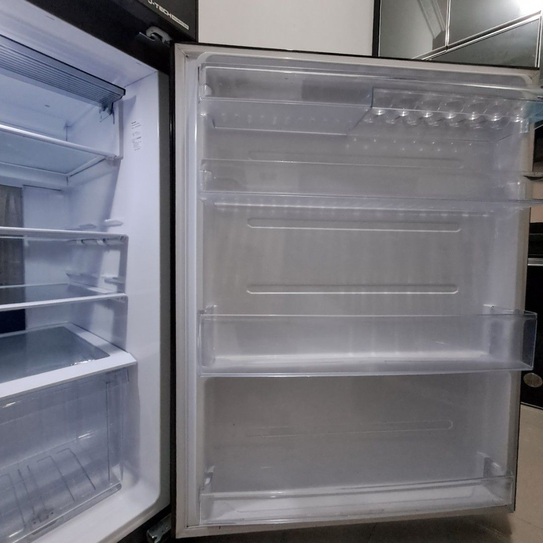 Kulkas freezer Sharp 2 Pintu, Kitchen & Appliances di Carousell