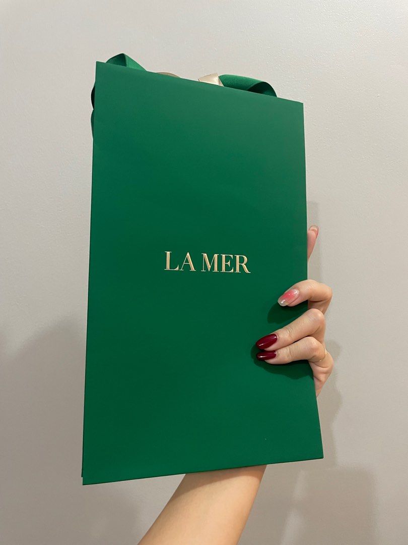 La mer paper bag, Luxury, Bags & Wallets on Carousell