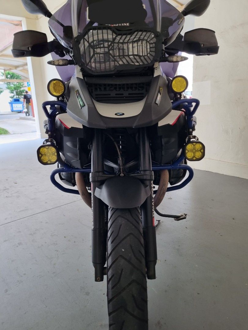 LED foglights installation on BMW R1200gs, Motorcycles, Motorcycle ...