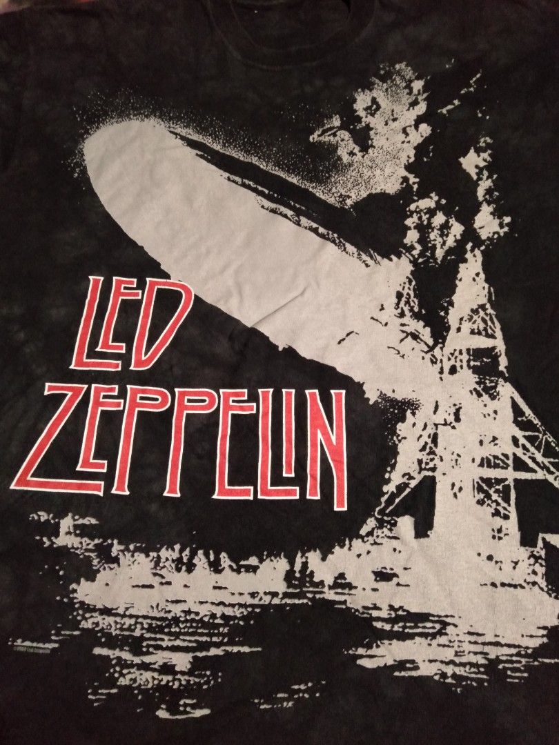 Led Zeppelin Cut tag, Men's Fashion, Tops & Sets, Tshirts & Polo Shirts ...