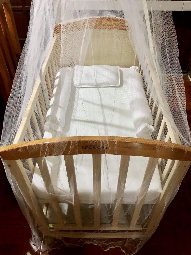 Maggie Crib (Little Hippo PH), Babies & Kids, Baby Nursery & Kids ...