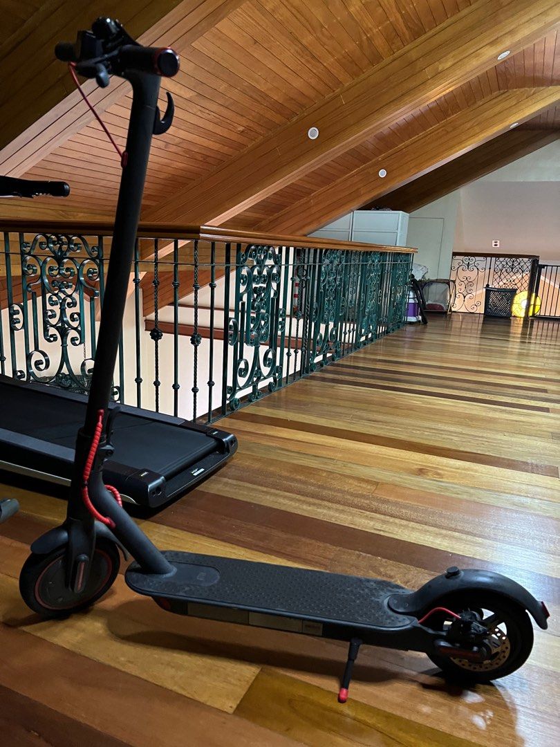 Mi365 Pro 1st Gen, Hobbies & Toys, Toys & Games on Carousell