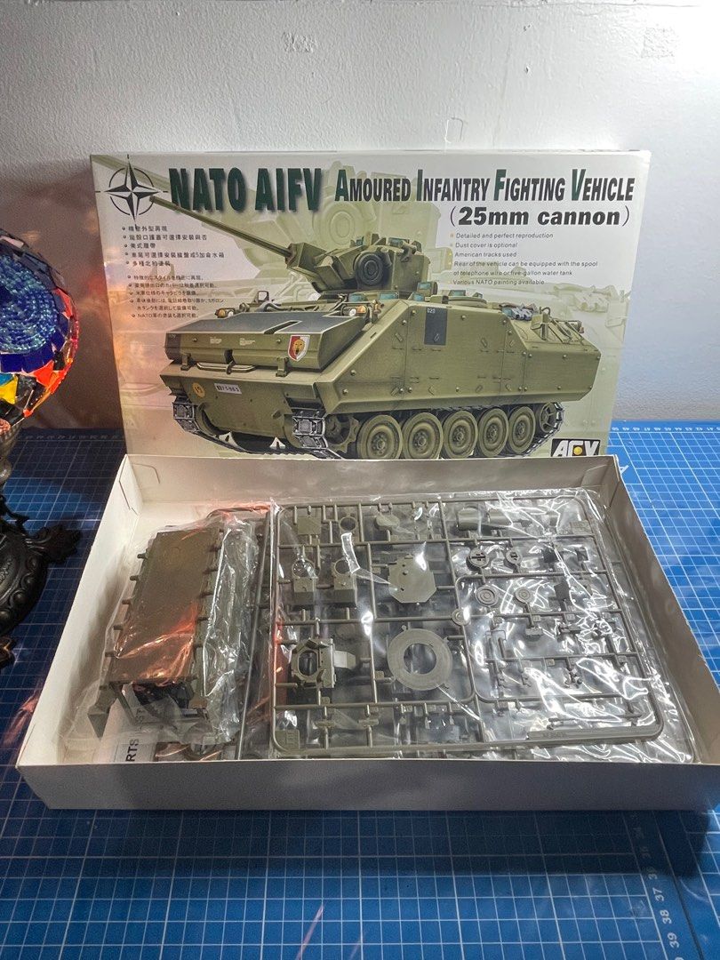 model kit 1/35 AFV CLUB NATO AIFV AMOURED INFANTRY FIGHTING VEHICLE ...