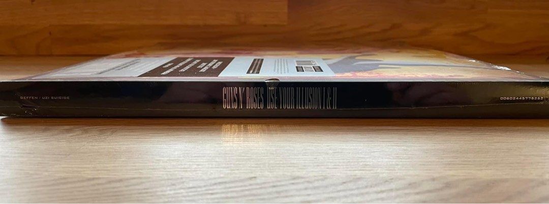 (Numbered 5,000 box sets) GUNS N' ROSES Vinyl 30th Anniversary Use Your ...