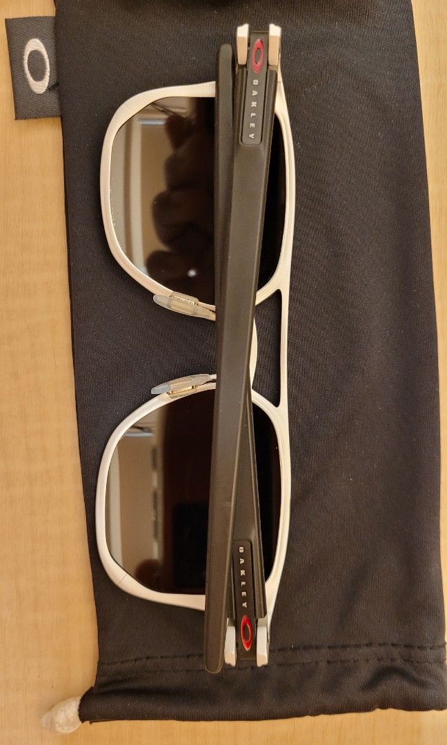 Oakley Alpha Latch Silver with Black Prizm and Torch Iridium lenses ...