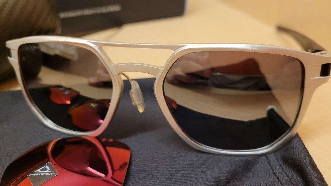 Oakley Alpha Latch Silver with Black Prizm and Torch Iridium lenses ...