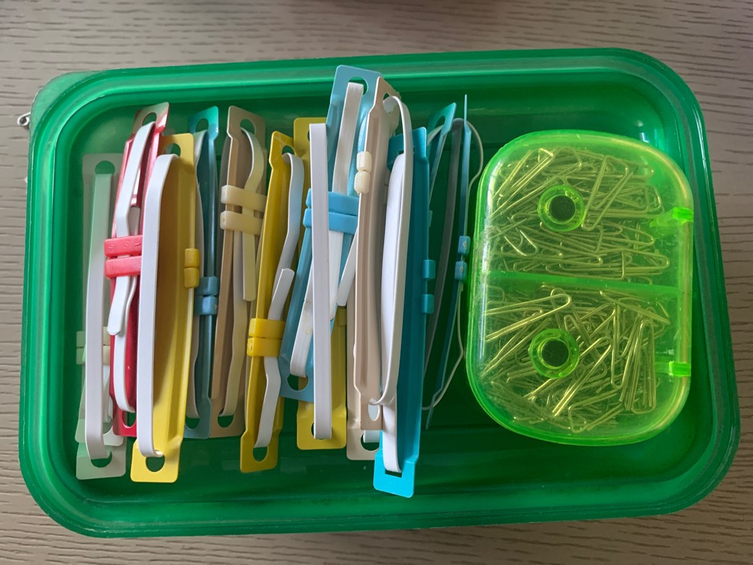 Paper clips and file stoppers, Hobbies & Toys, Stationery & Craft ...