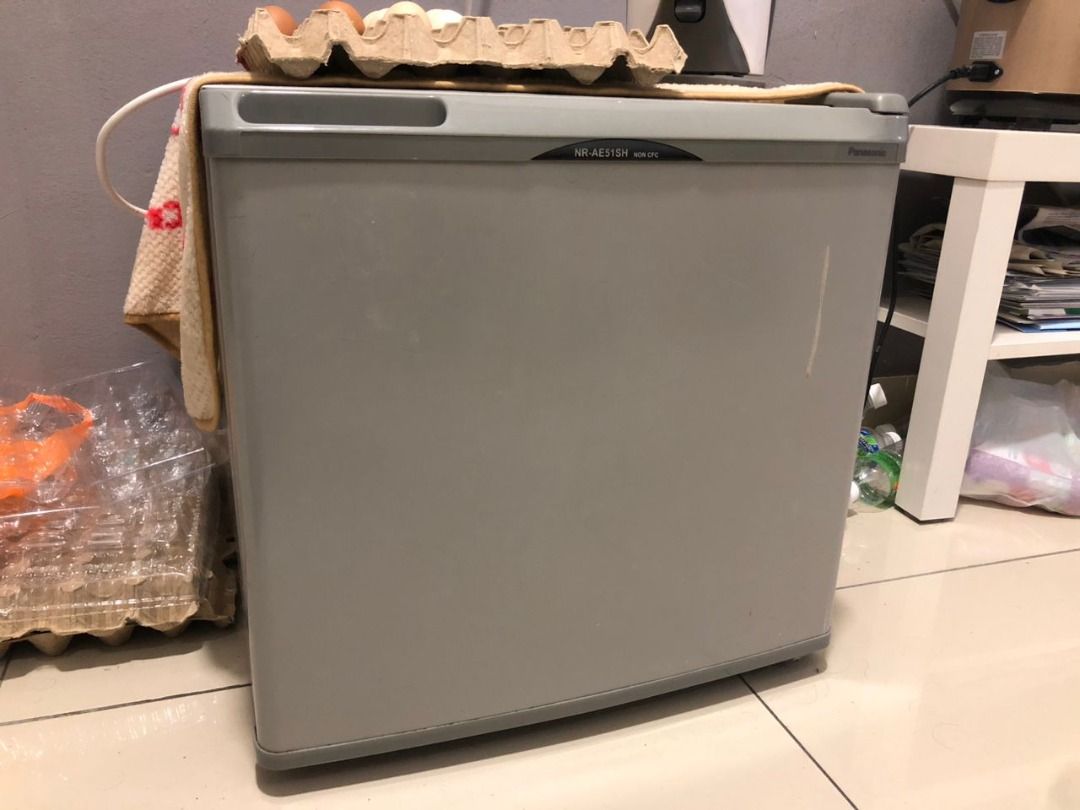 Peti Ais Mini, TV & Home Appliances, Kitchen Appliances, Refrigerators ...