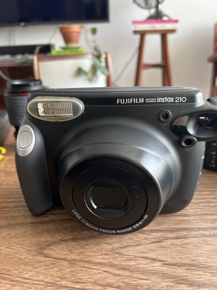 Polaroid Fujifilm Instax 120, Photography, Lens & Kits on Carousell