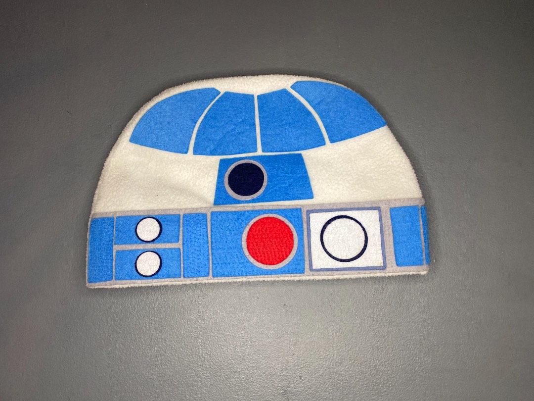 Pow-65 White Robot Costume Hat for Kids, Men's Fashion, Watches ...