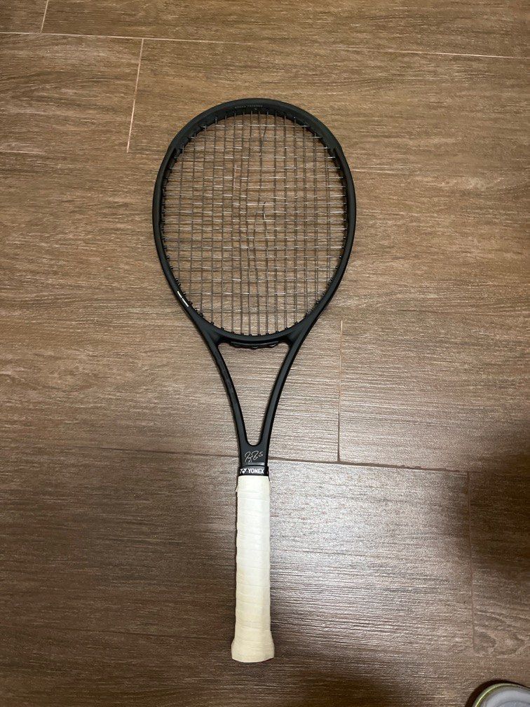 Pro Staff RF 340g, 運動產品, 運動與體育, 運動與體育 - 球拍和球類運動 - Carousell