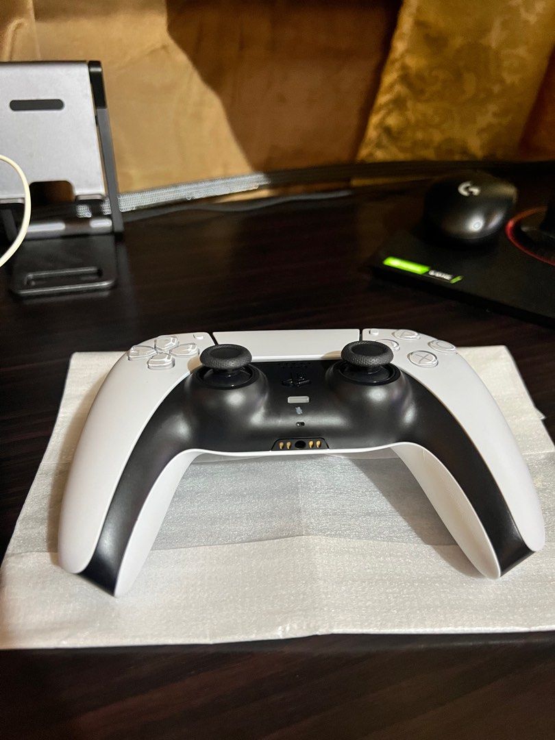 PS5 DualSense Controller (White), Video Gaming, Gaming Accessories ...