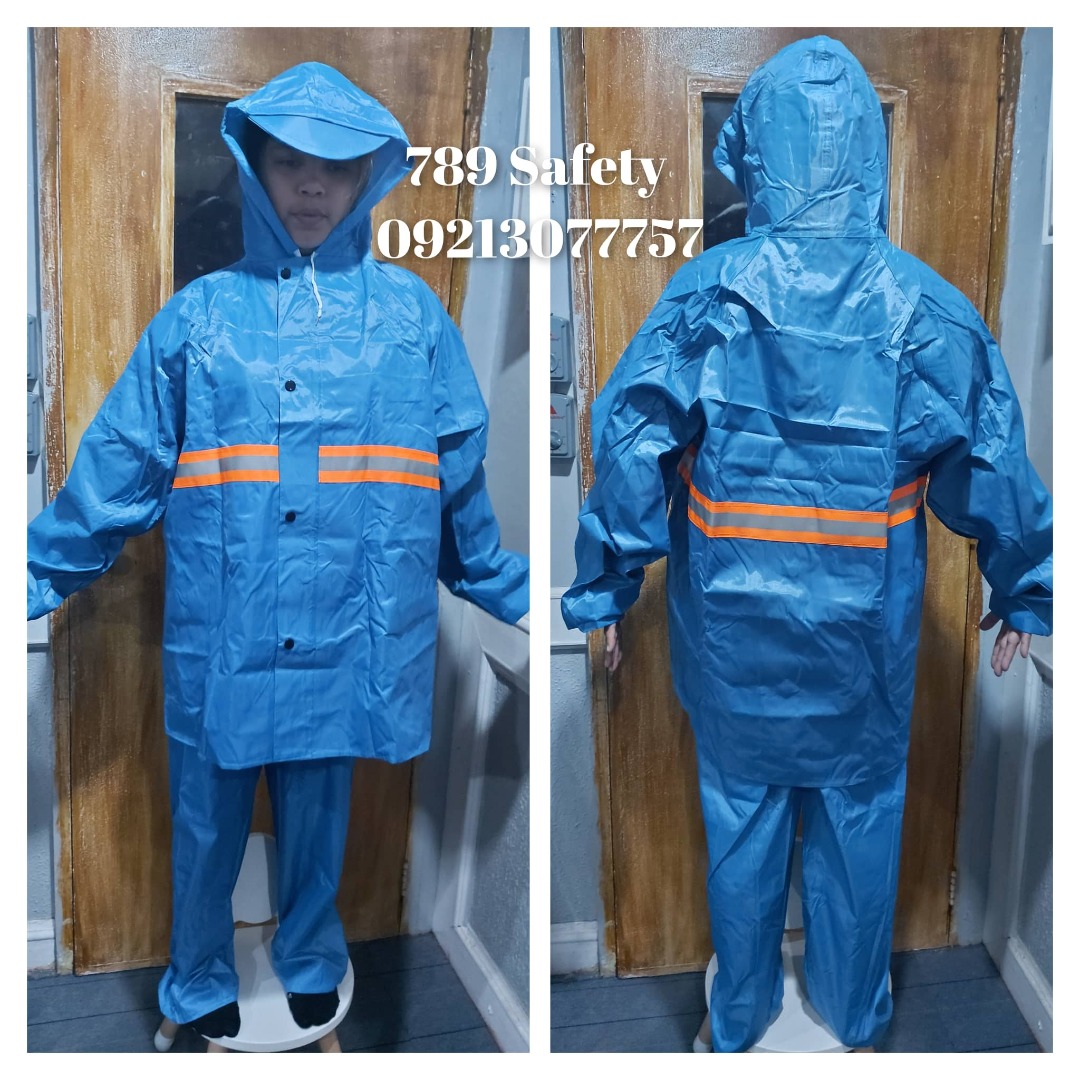 Raincoat with reflector, Men's Fashion, Activewear on Carousell