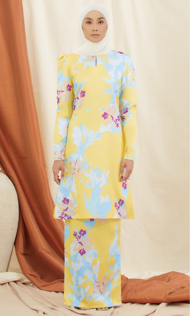 Rent XXL wanzar, Women's Fashion, Muslimah Fashion, Baju Kurung & sets ...