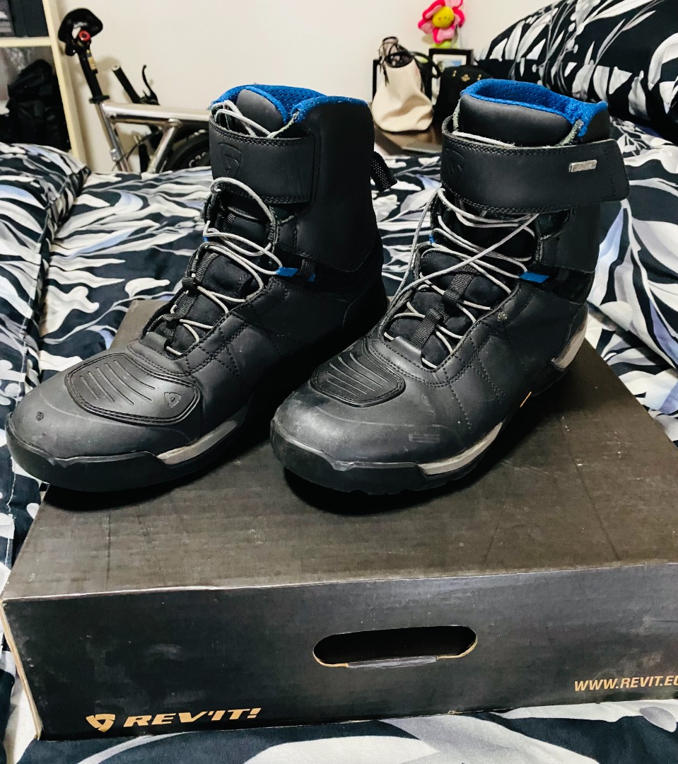 Revit H20 Waterproof Boots, Motorcycles, Motorcycle Apparel on Carousell