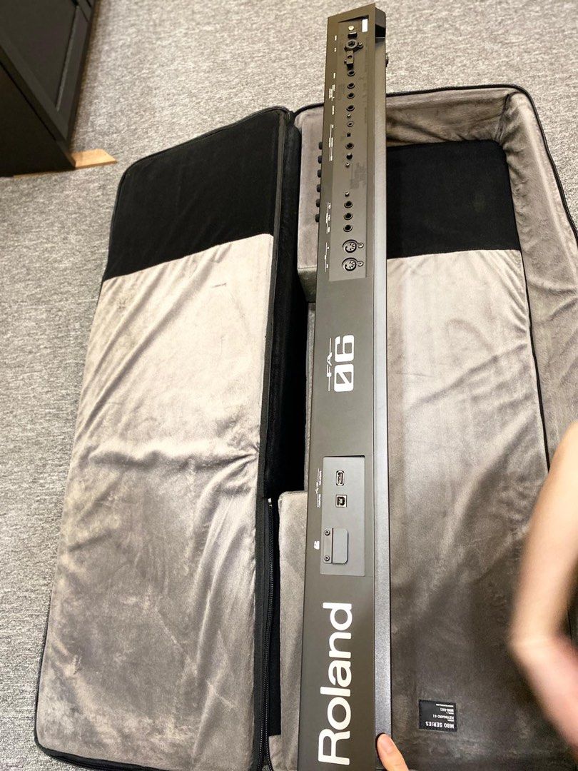 Roland FA06 with Mono Bag, Hobbies & Toys, Music & Media, Musical ...