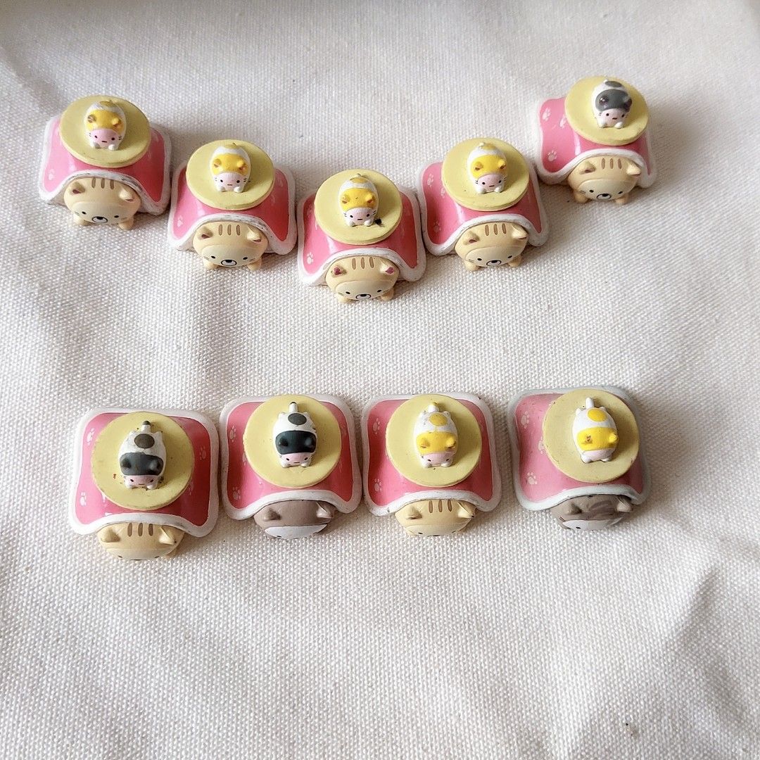 SAN-X Sanrio Sumikko Gurashi Figuring Display Charm Miniature Rabbit ...