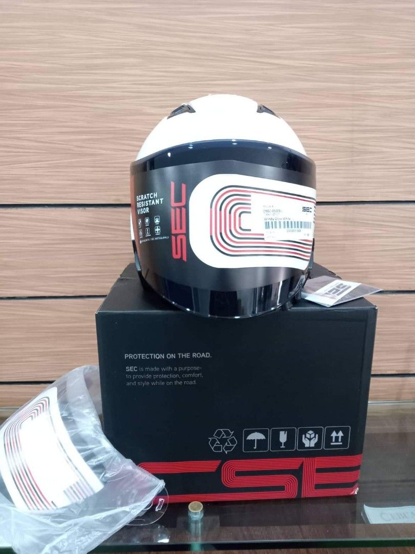 Sec half face helmet, Motorbikes, Motorbike Parts & Accessories ...