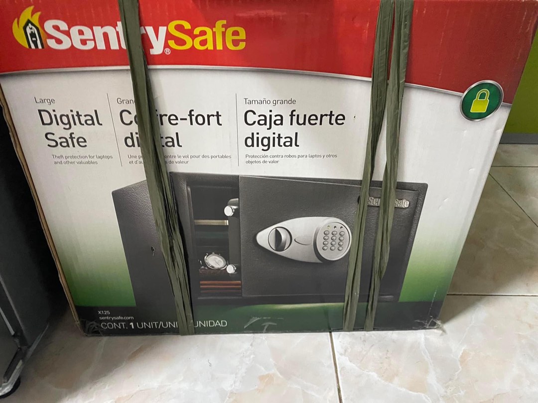 Sentry Safe, Furniture & Home Living, Office Furniture & Fixtures on ...