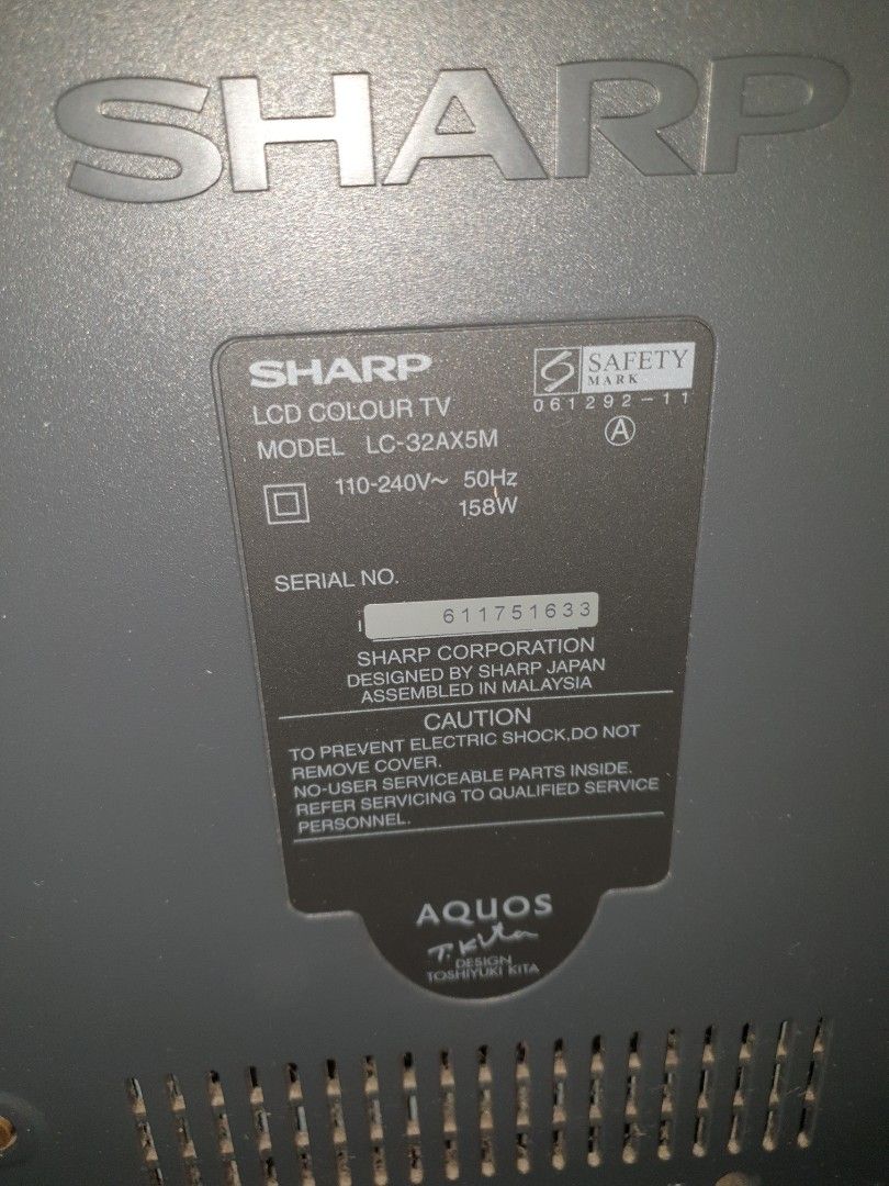Sharp Aquos LCD TV LC-32AX5M, TV & Home Appliances, TV & Entertainment ...
