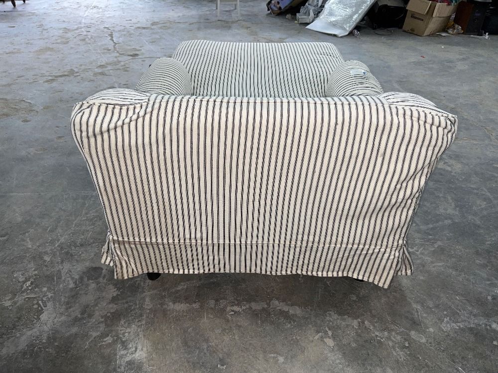 Striped Pattern Fabric Ottoman White Colour / Kain Corak Berjalur Warna ...