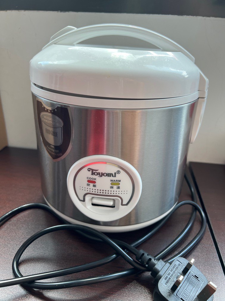 Toyomi Rice Cooker with measuring rice cup and scoop, TV & Home ...