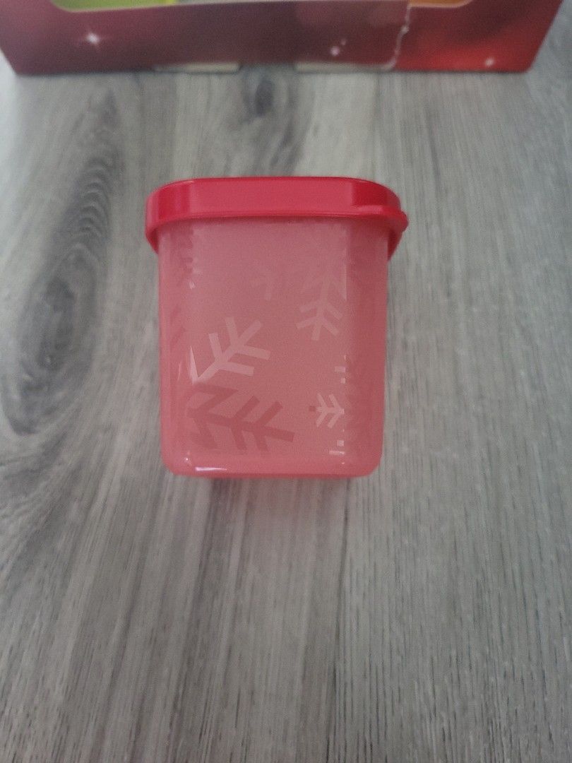Tupperware mini containers set, Furniture & Home Living, Kitchenware ...