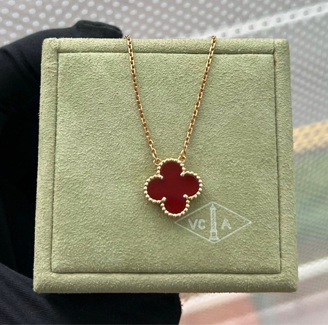 VCA Vintage Alhambra pendant, Luxury, Accessories on Carousell