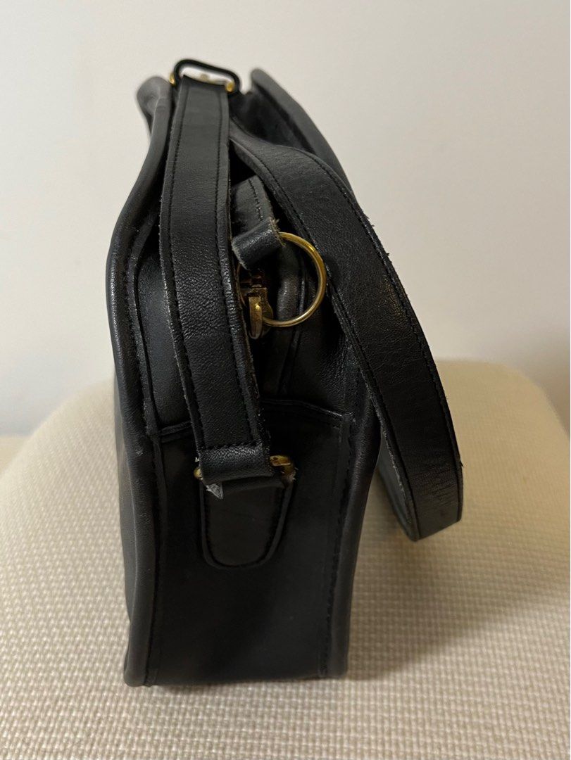 Vintage Coach Camera Bag, Women's Fashion, Bags & Wallets, Cross-body ...