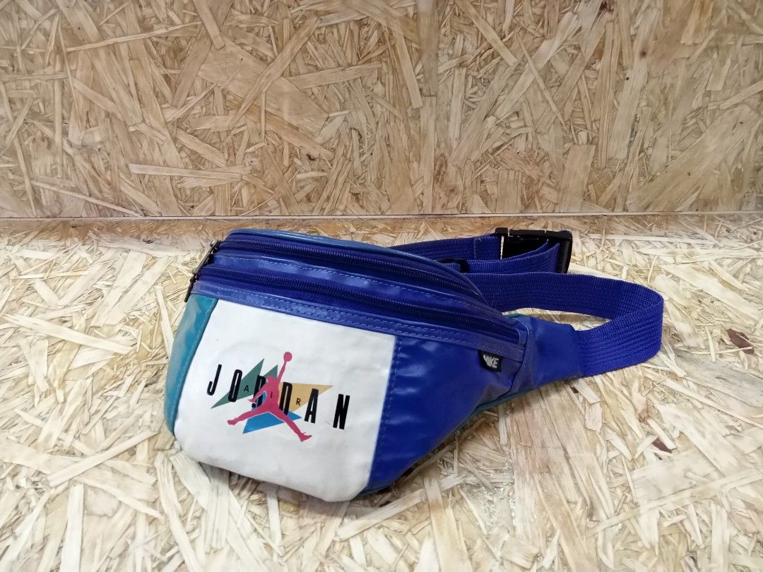 VINTAGE NIKE JORDAN POUCH BAG, Men's Fashion, Bags, Belt bags, Clutches ...